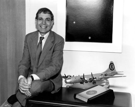 Controversy over the Enola Gay Exhibition - Nuclear Museum